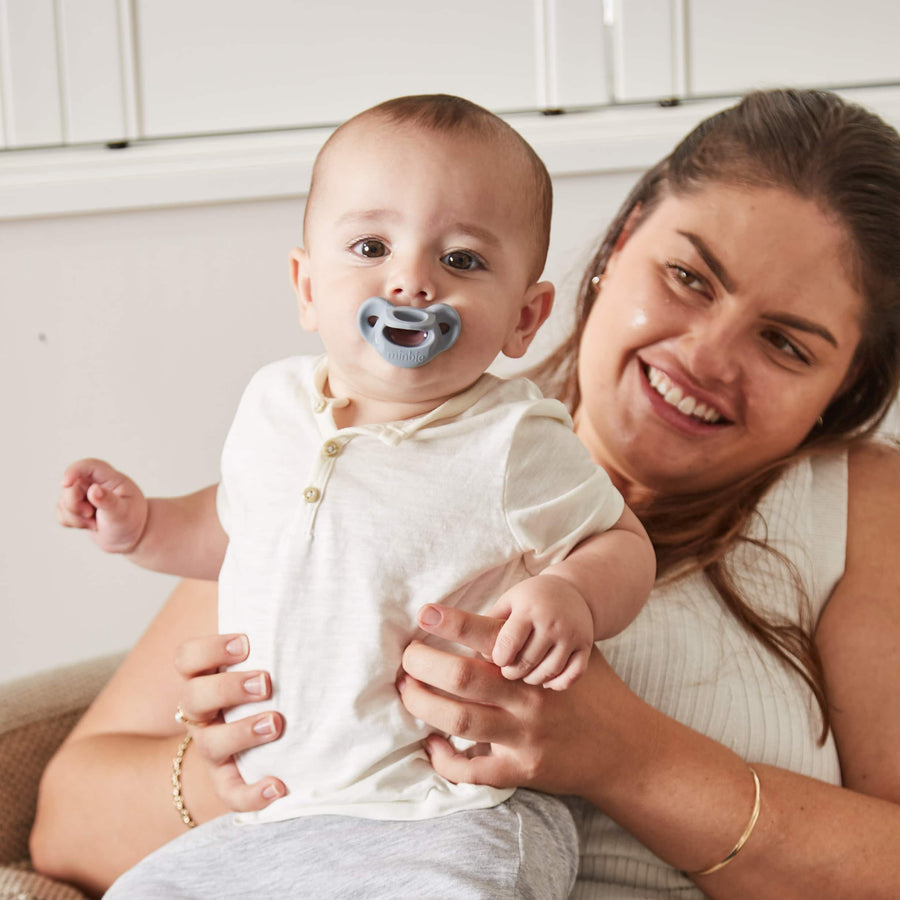 Minbie Breast Pump, Steam Steriliser, Bottle Warmer & Bottle Bundle